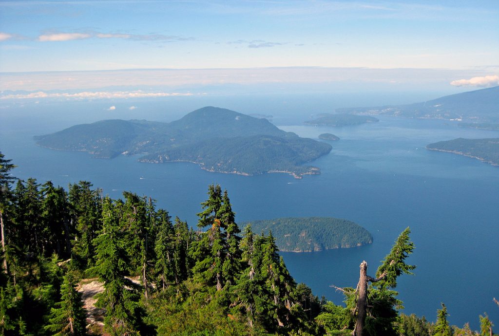 Mountain Views of Howe Sound | Vancouver Trails