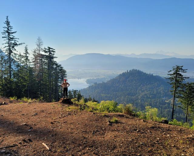 Moonrock Photo | 2022 Hiking Photo Contest | Vancouver Trails