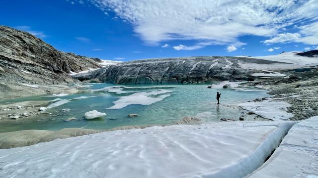 Perley Rock Photo | 2022 Hiking Photo Contest | Vancouver Trails