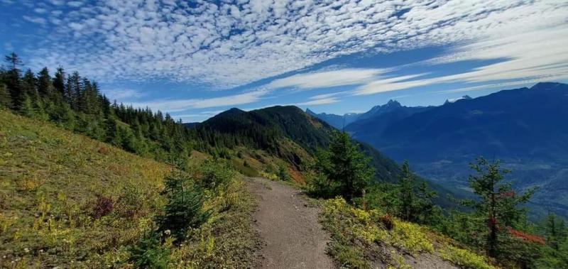 Elk Mountain Photo | 2023 Hiking Photo Contest | Vancouver Trails