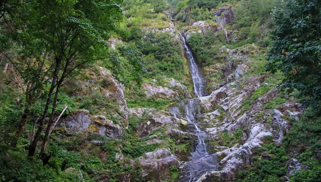 Flood Falls near Hope, BC | Vancouver Trails